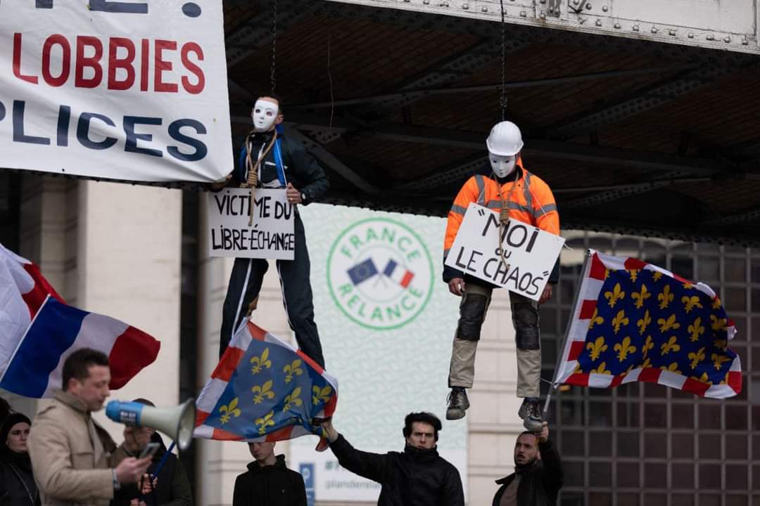 Le « Mouvement Chouan » débarque à Paris - Présent Hebdo