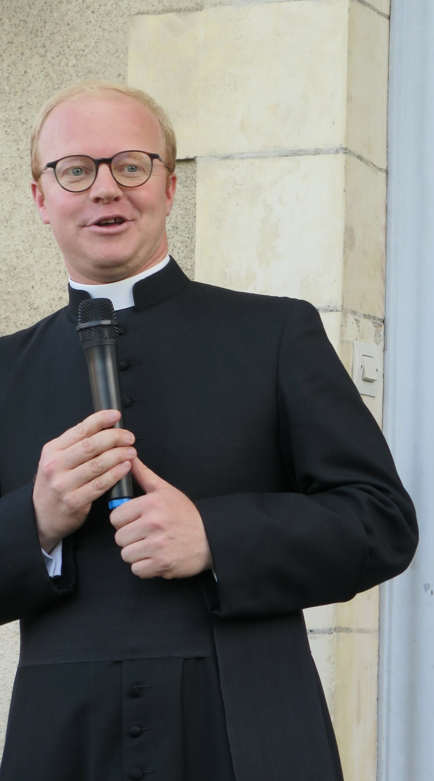 Fraternité sacerdotale Saint-Pie X : une soirée chaleureuse autour du Supérieur du District de ...